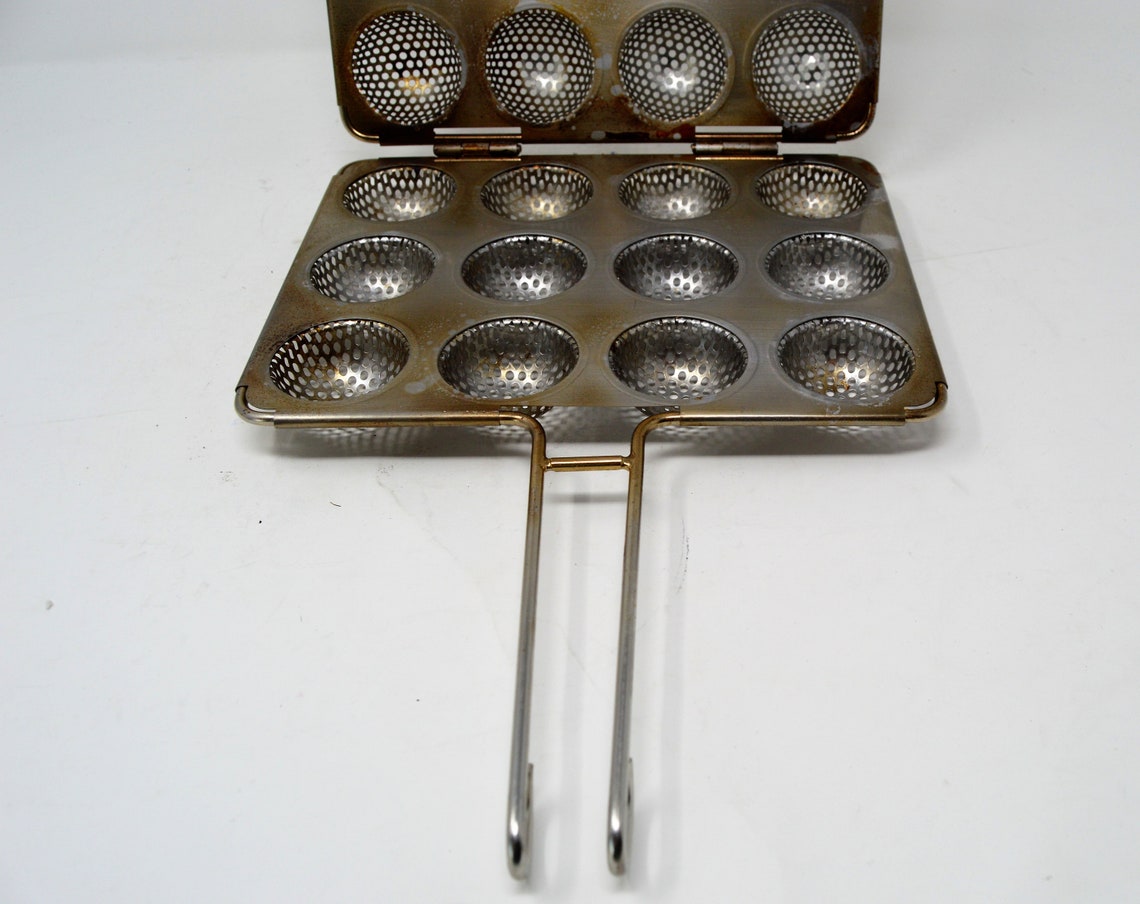 Williams Sonoma Meatball BBQ Barbecue Grill Basket Makes 12 | Etsy