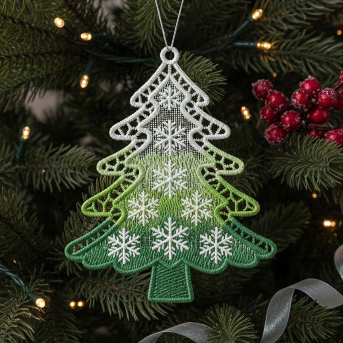 FSL Christmas Tree - Free Standing Lace Machine Embroidery Designs ...