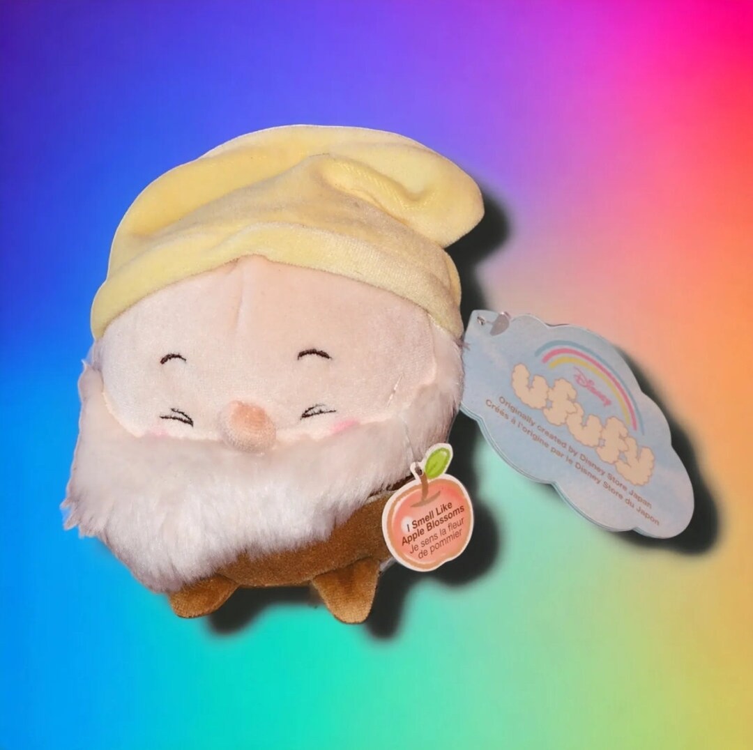 Disney Store Snow White & the Seven Dwarfs 4.5h Ufufy Sneezy Scented ...