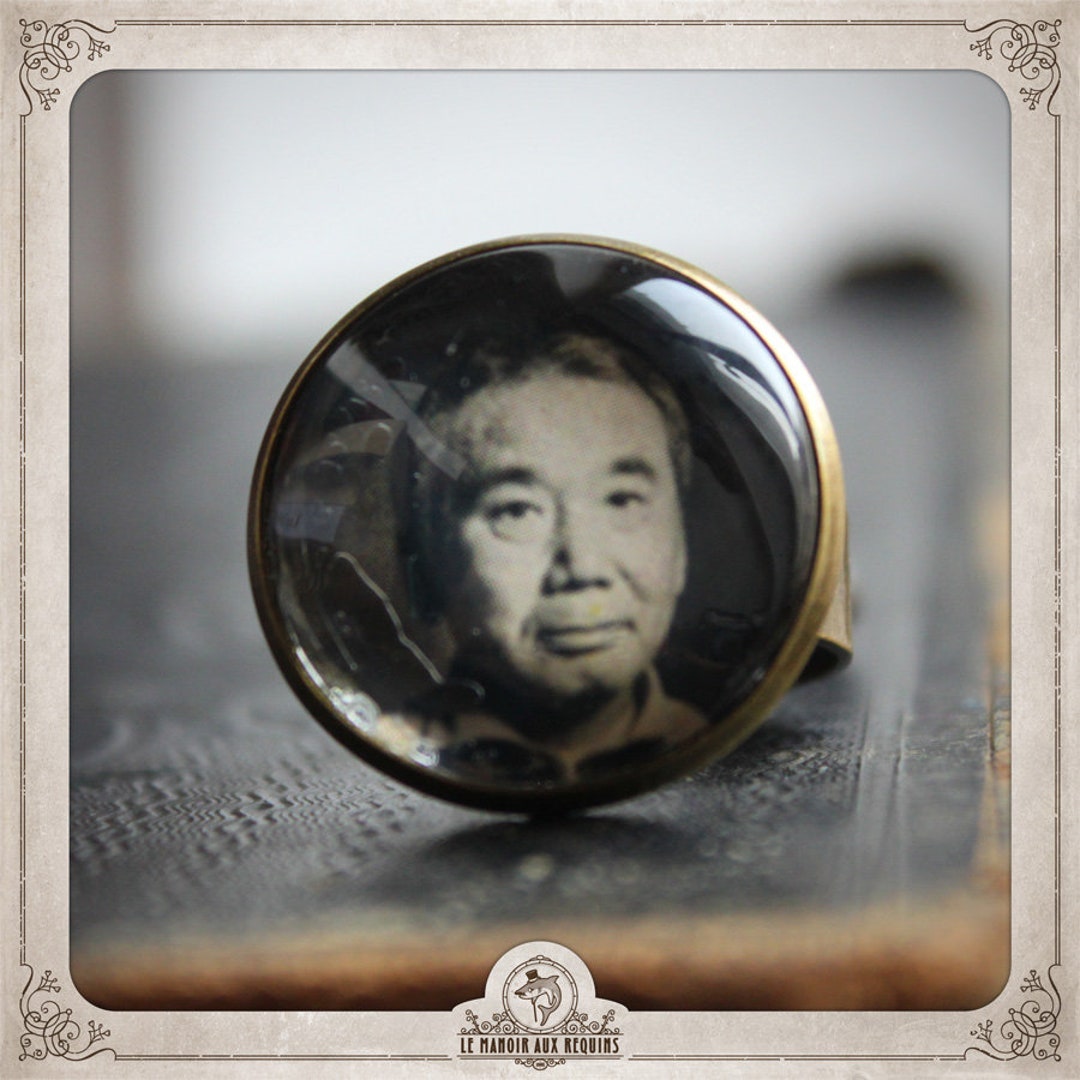 HARUKI MURAKAMI Literary Ring Murakami Man or Woman, Bronze and Glass ...