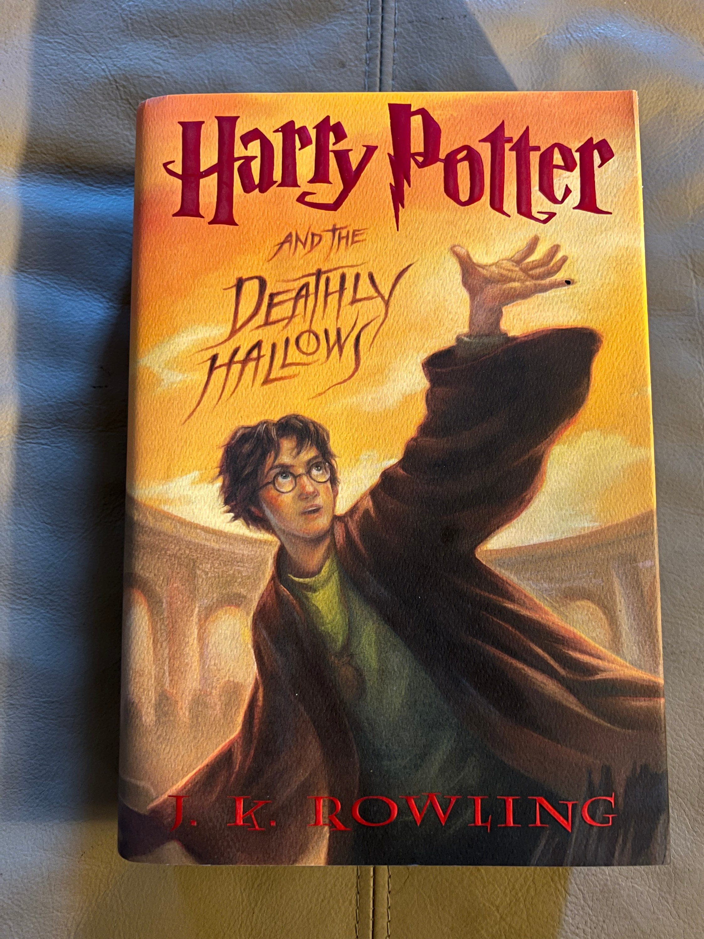 Harry Potter And The Deathly Hallows Book