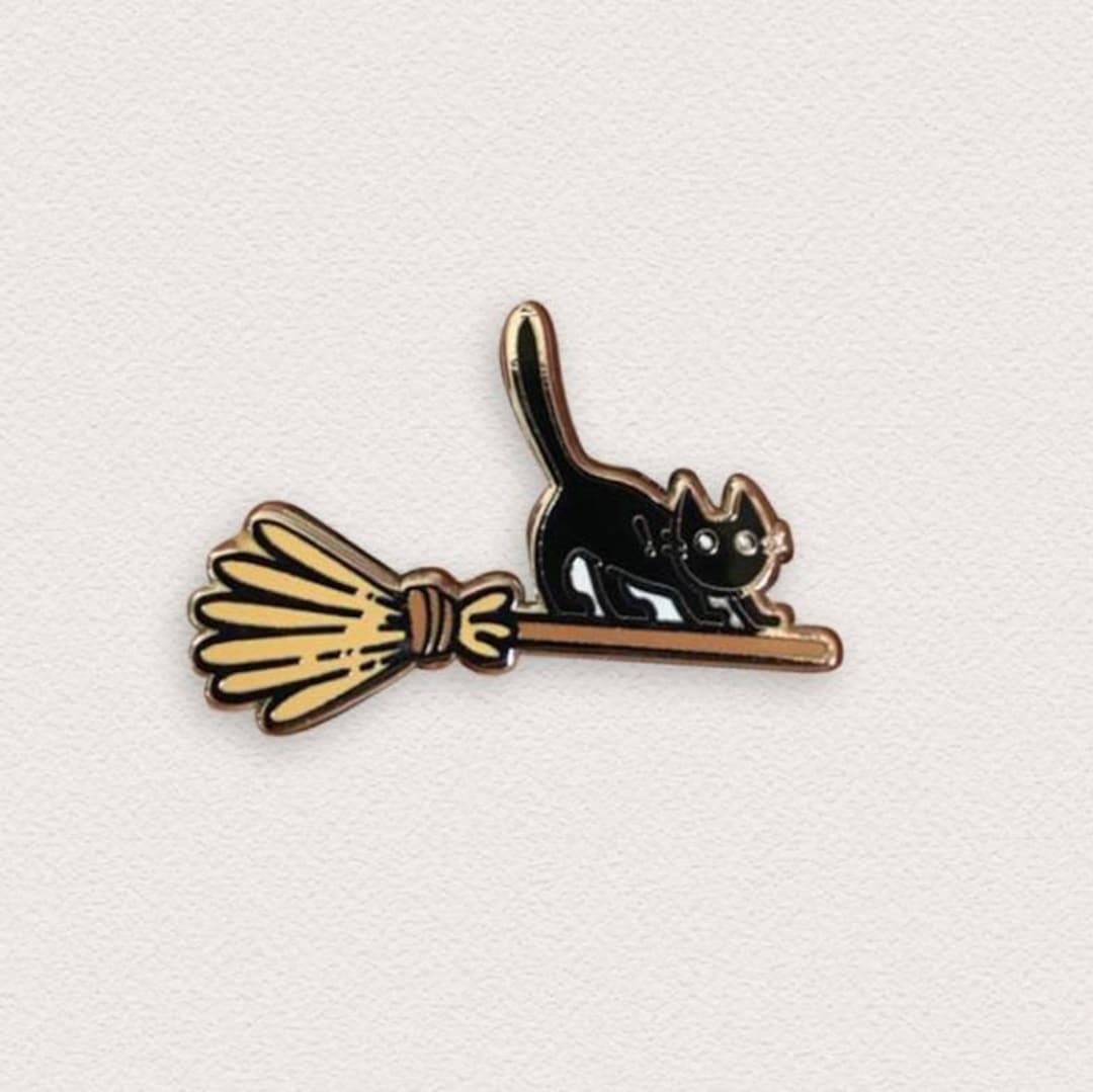 Halloween Scaredy Cat Enamel Pin Witchy Black Cat (preorder) - Etsy Canada