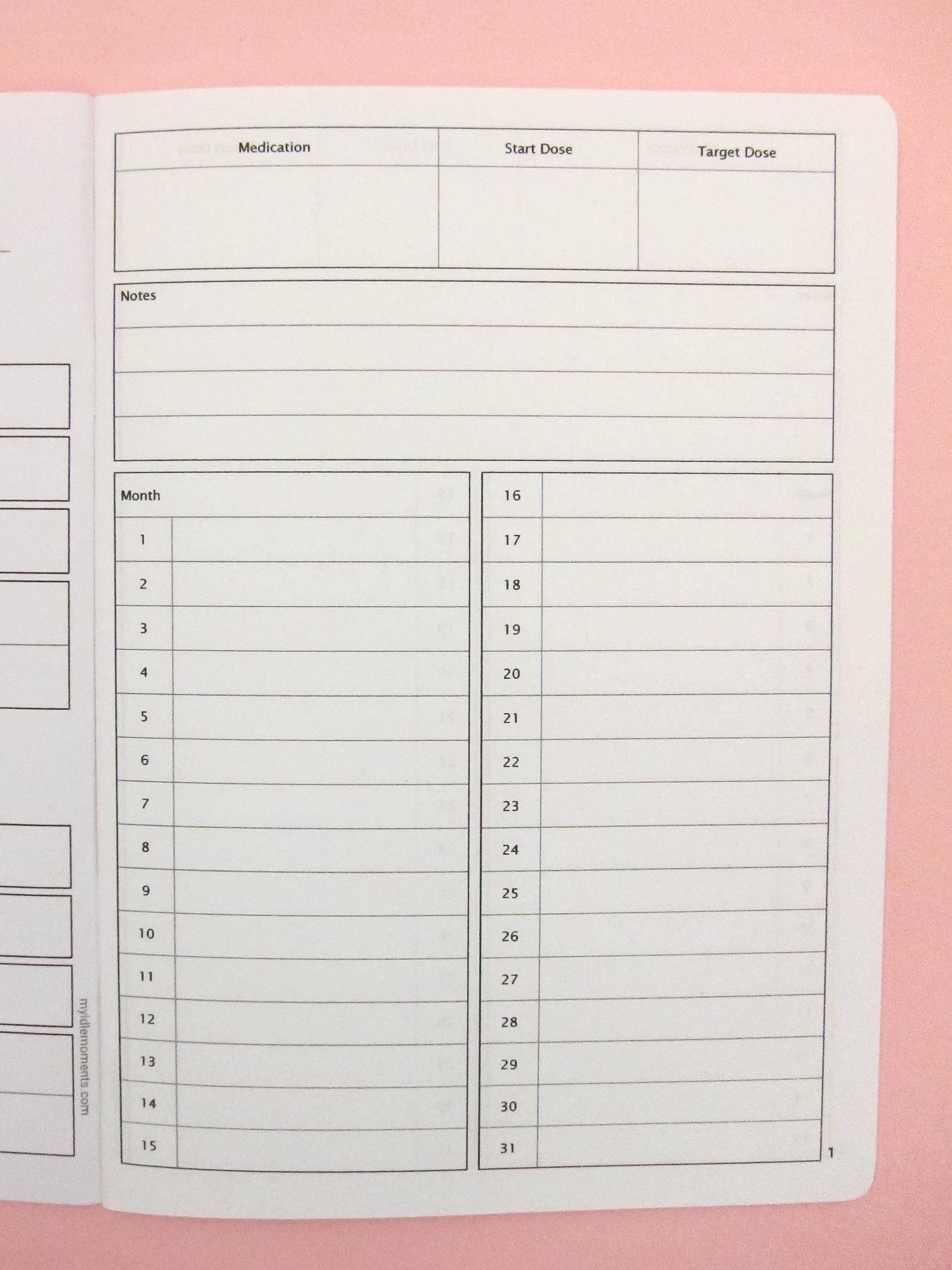 Medication Diary Notebook ( 40 Pages ) for Health Management in a B6 ...