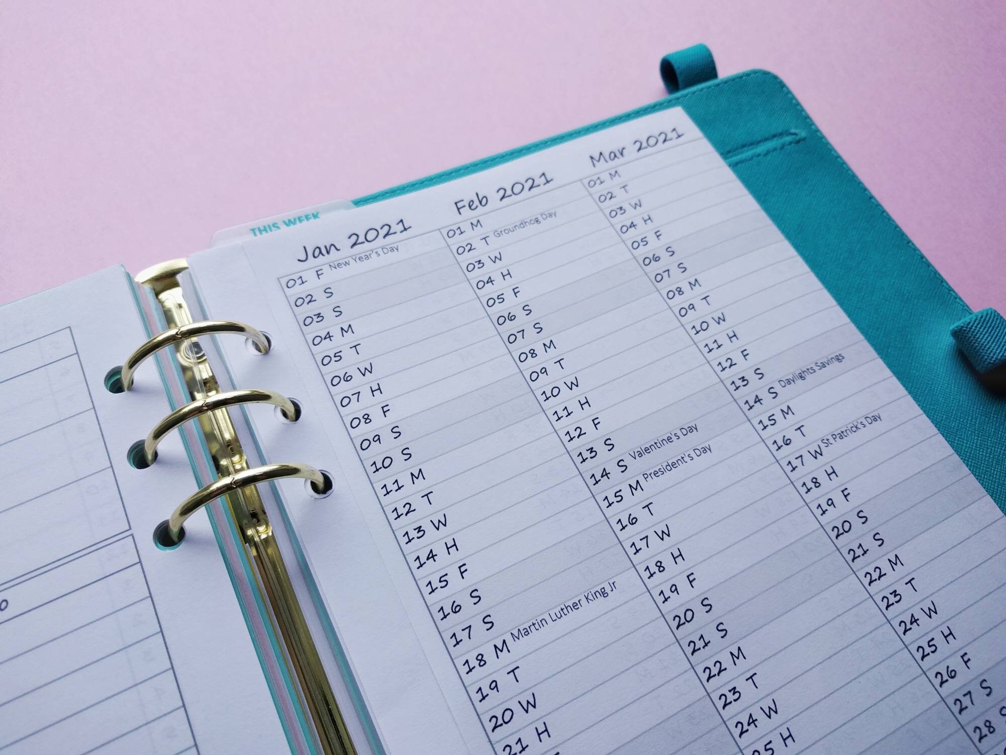 2024 Year at a Glance Fold Out Calendar, Add Holidays or Personal ...