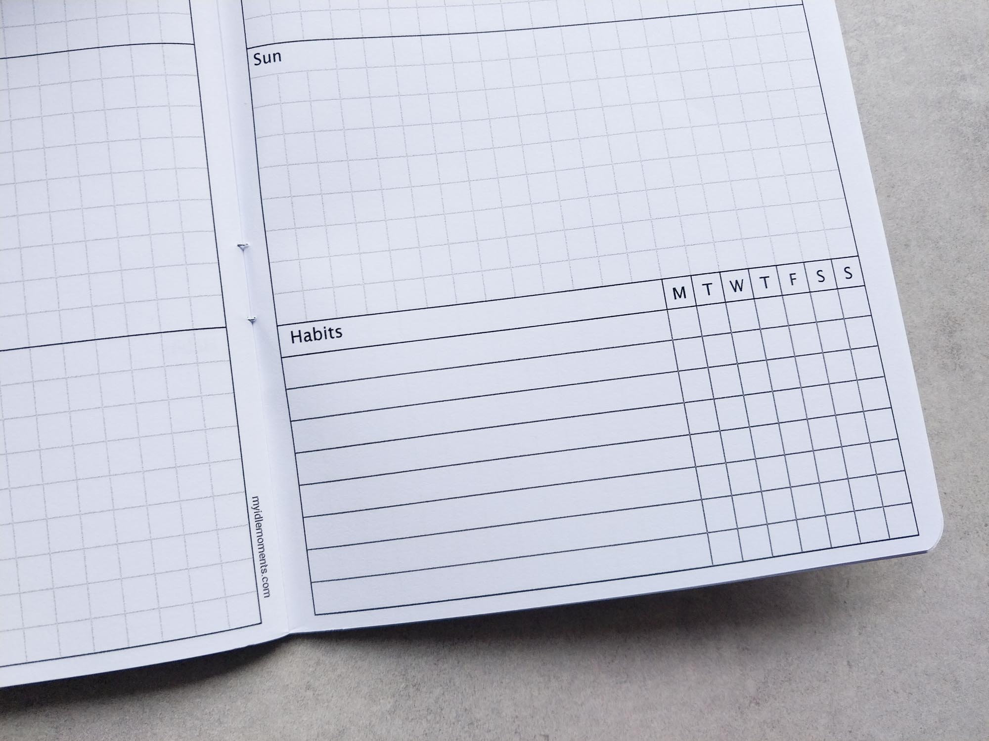 Undated Weekly Calendar With Habit Tracker on 2 Pages Notebook in TN ...