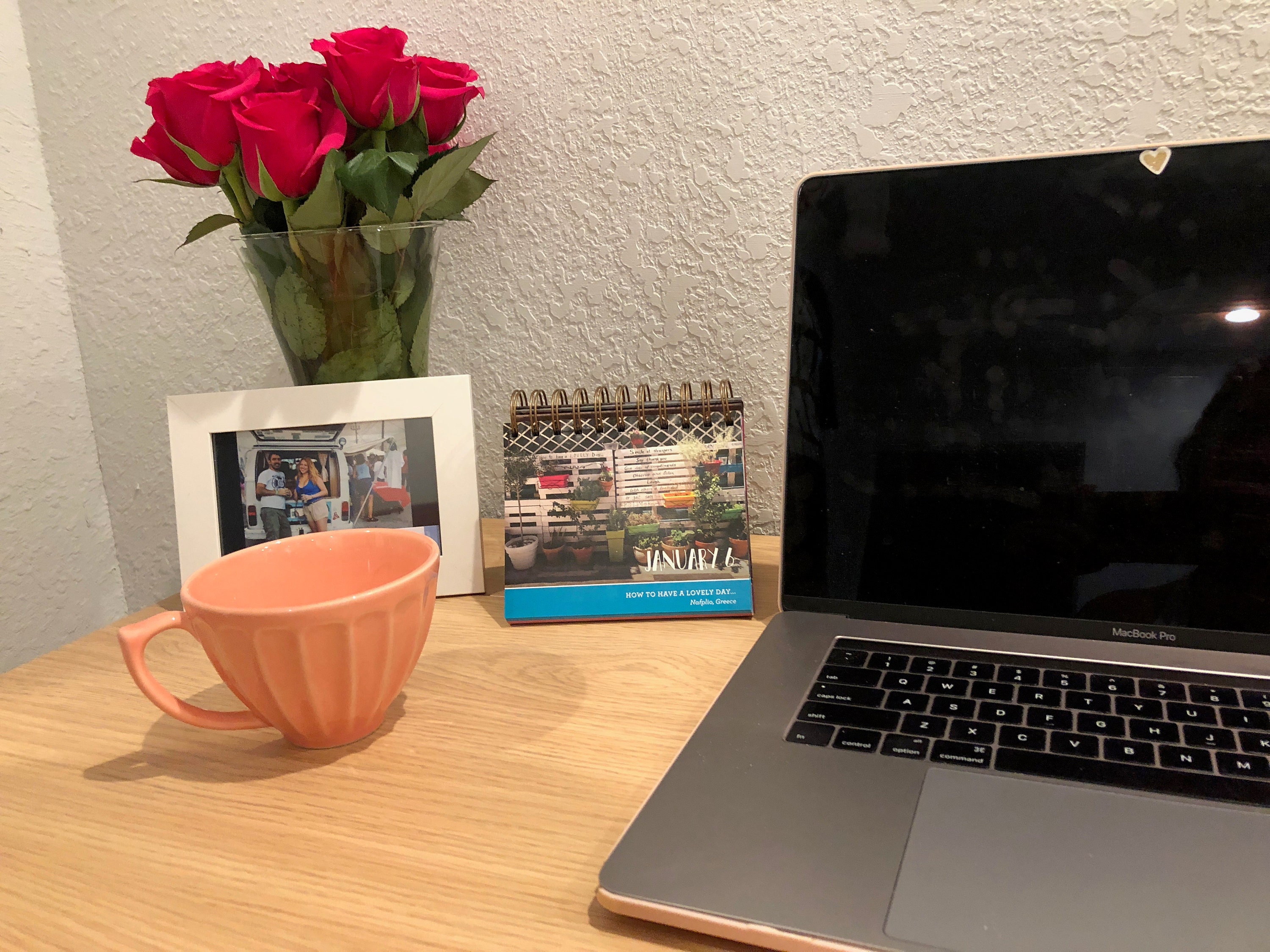 A Daily Inspirational Desktop Calendar With 365 Unique Photos of Wisdom ...