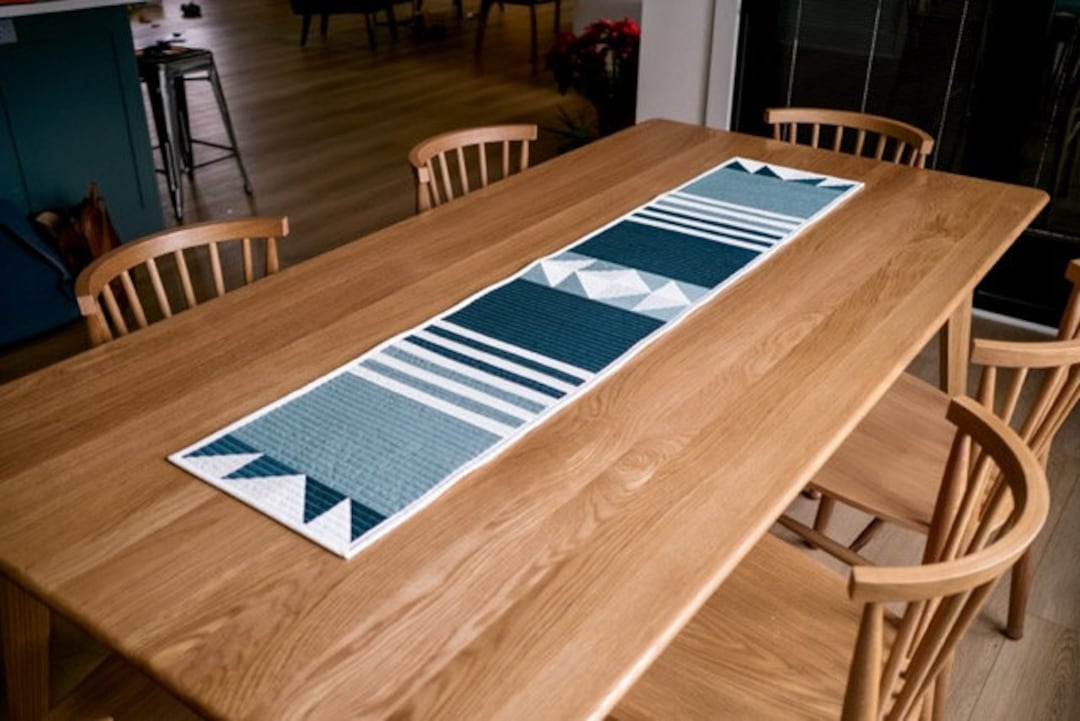 Modern Stripes Table Runner Pattern - PDF - Etsy