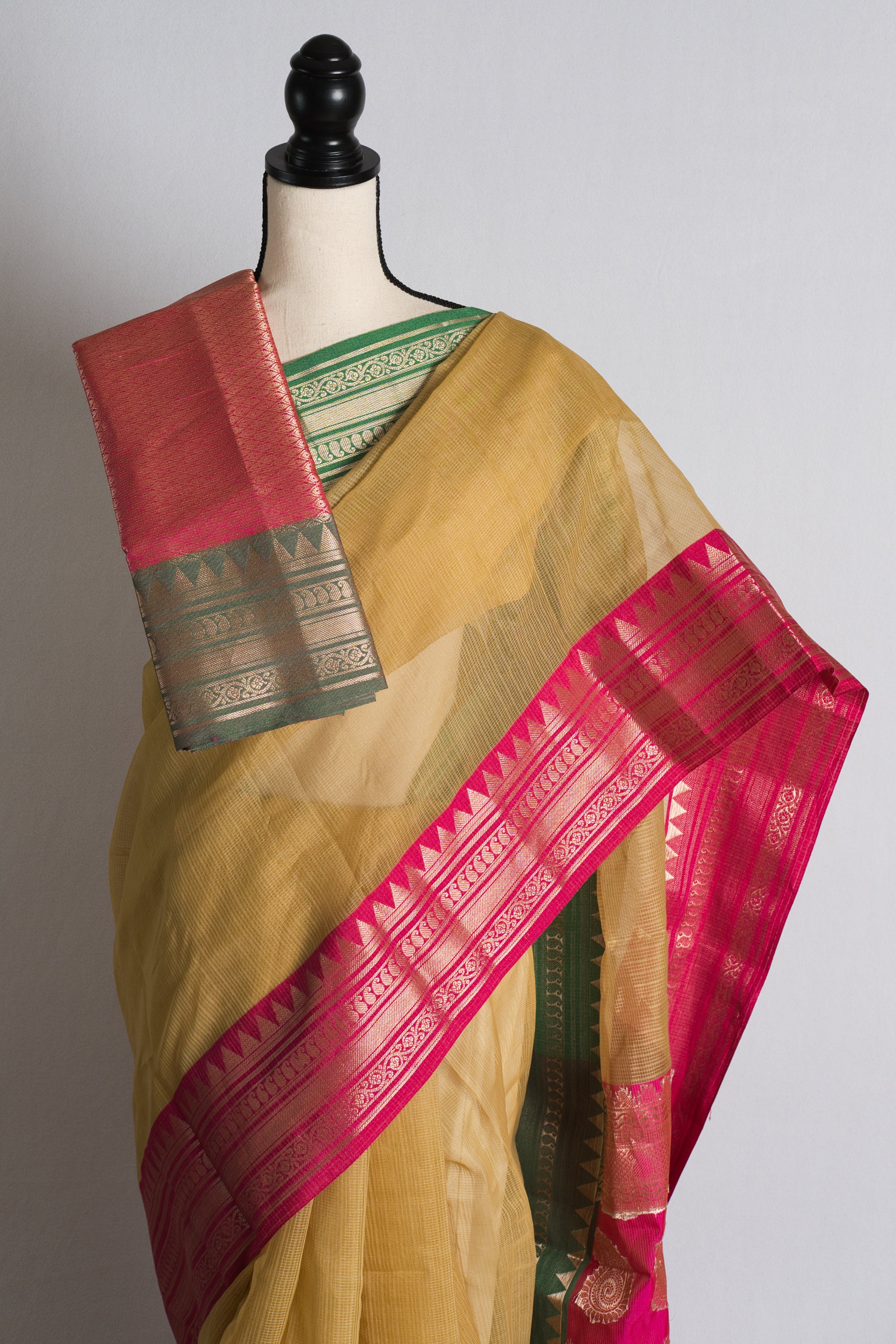 Gadwal Sarees