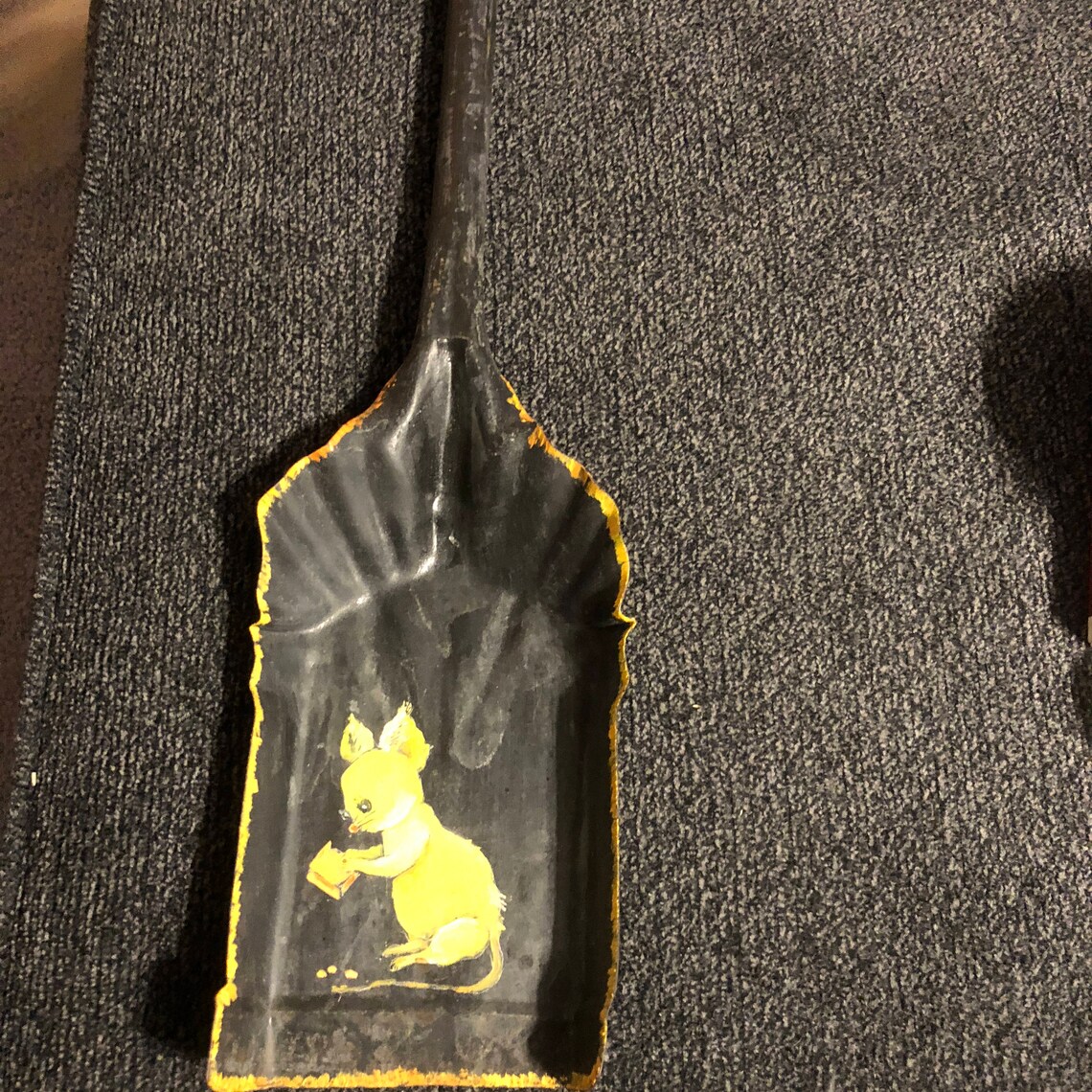 Hand Painted Coal Shovel Mouse With Cheese Vintage | Etsy