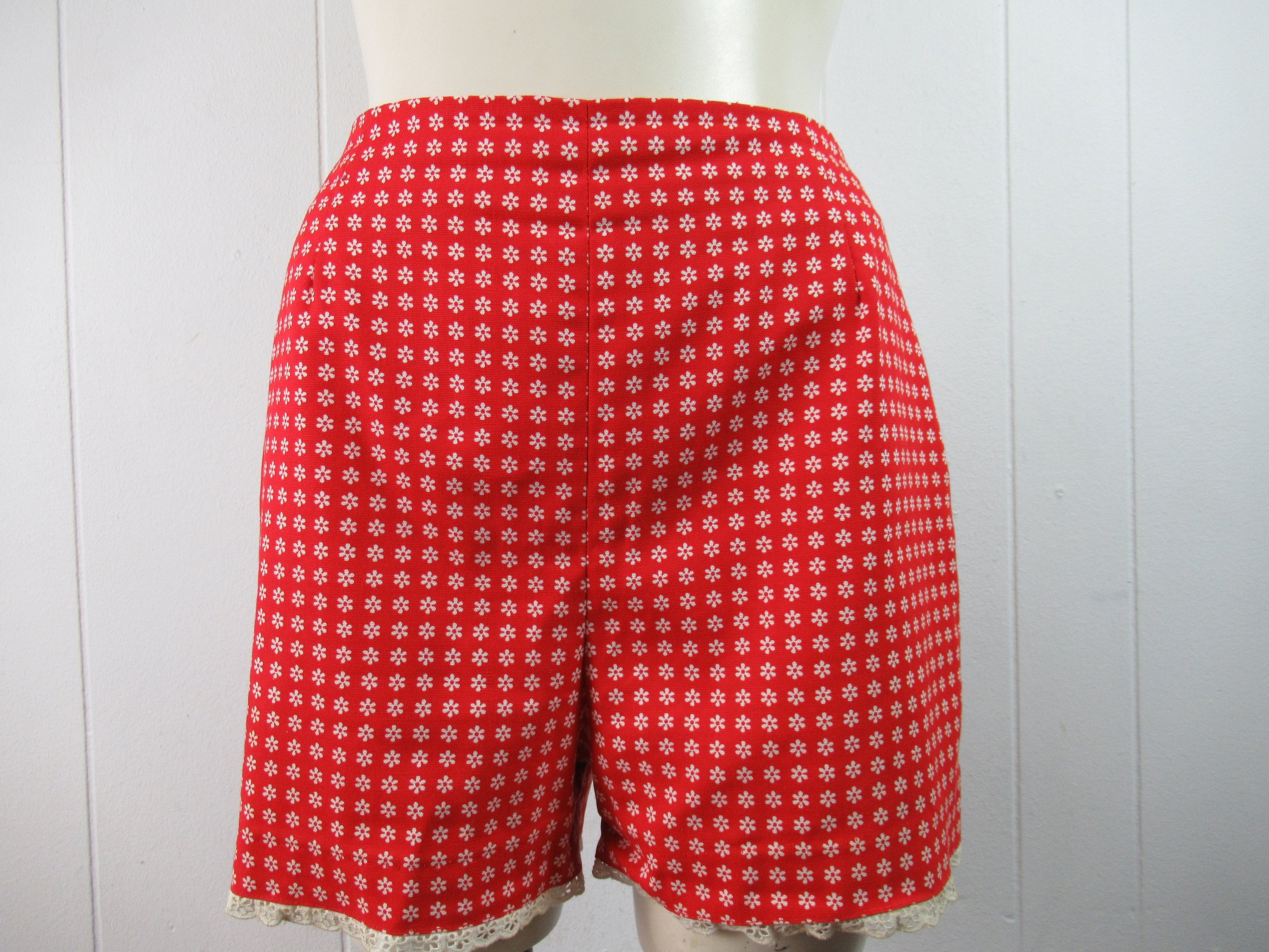 Vintage shorts 1960s shorts red shorts back zip shorts | Etsy