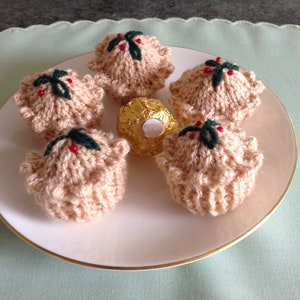 A Pdf Knitting Pattern for a Mince Pie to Cover a Ferrero Rocher ...