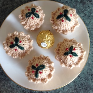 A Pdf Knitting Pattern for a Mince Pie to Cover a Ferrero Rocher ...