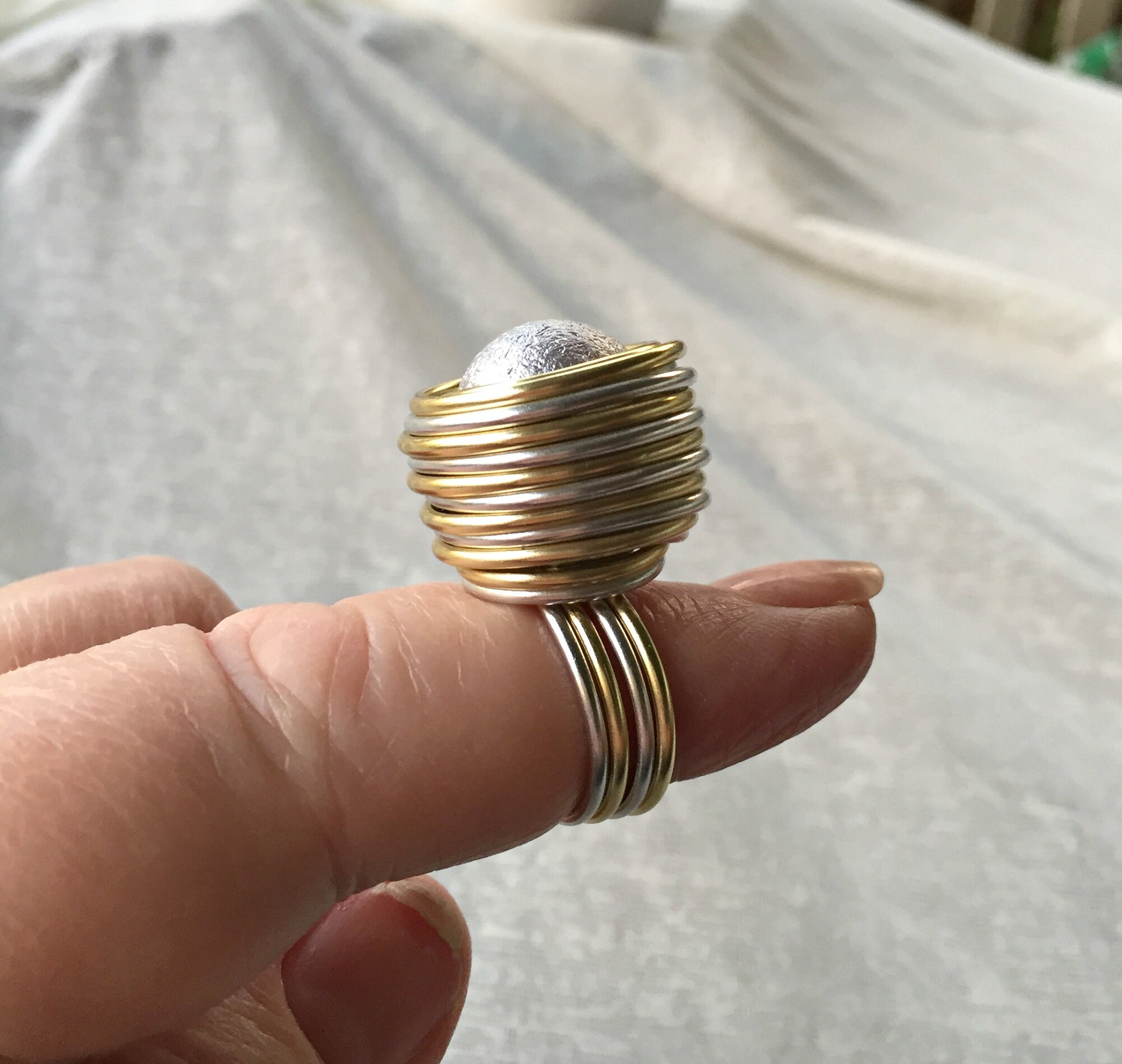 Big Wire Spiral Acrylic Vintage Finger Ring, Simulated Pearl Ring, Size ...