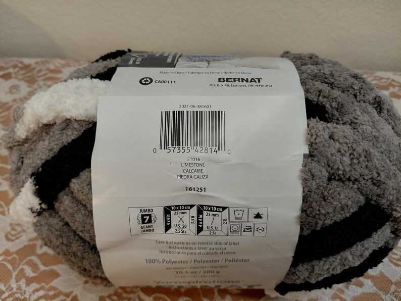 Bernat Blanket Big Yarn: 3 Colors, Jumbo 7 (10.5oz/32yds) - Etsy
