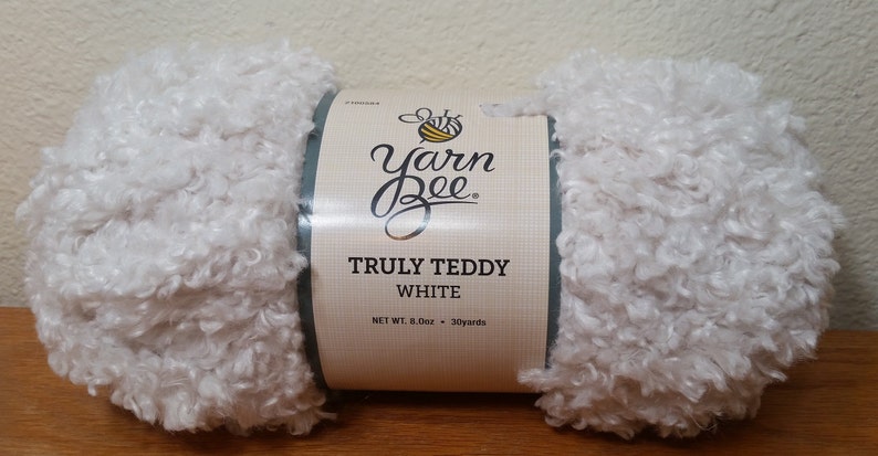 Truly Teddy Yarn Bee, 8oz, 30y, Super Bulky 6 - Etsy