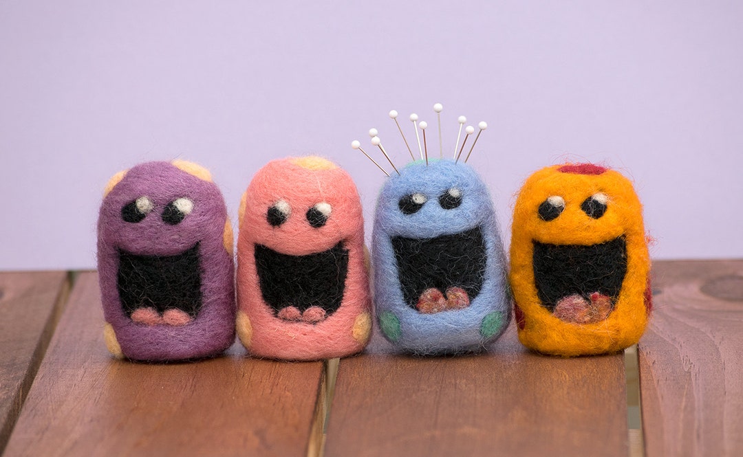 Needle Felted Smiling Pin Cushion / Desk Decoration - Etsy
