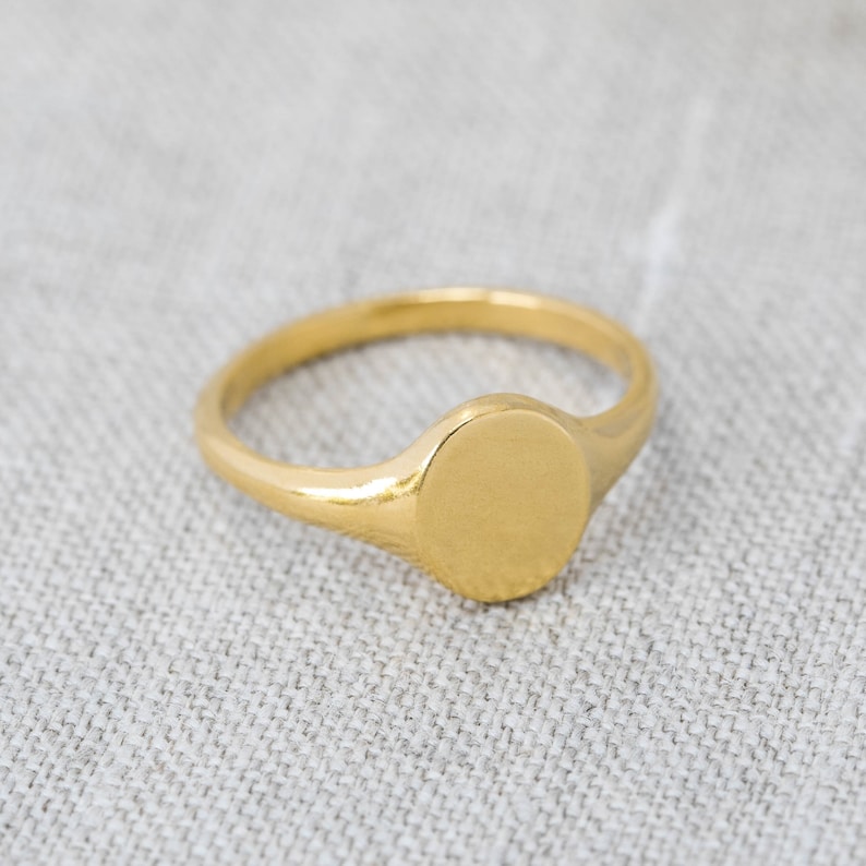 Solid Gold Signet Ring Women's Gold Ring Oval Signet - Etsy
