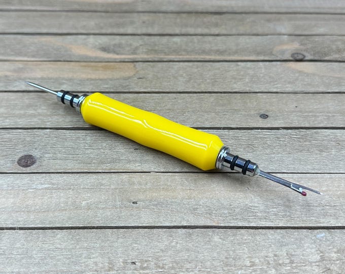 Black & Pearl White Single Blade Seam Ripper, Needle Threader, Stiletto ...