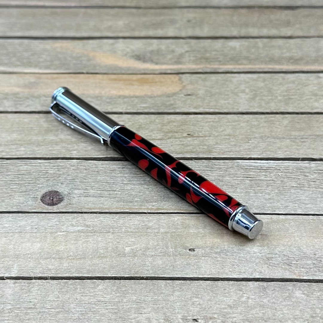 Beautiful Red and Black Resin Snap Cap Parker Style Ballpoint Pen ...