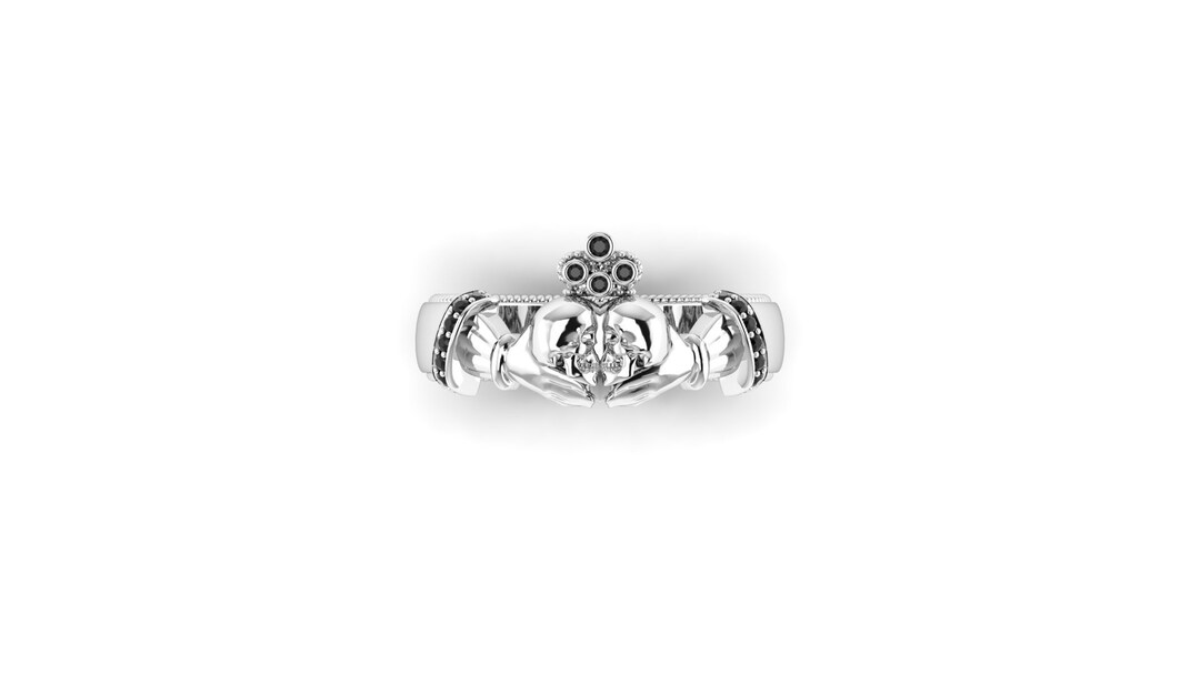 SKULL CLADDAGH : Totenkopf Ring | Kladdagh | Totenköpfe und Herzen ...