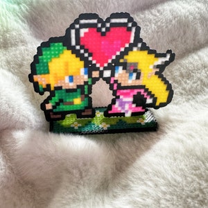 Link and Zelda Heart Figurine | Link & Zelda | Video Game Decor | Retro ...