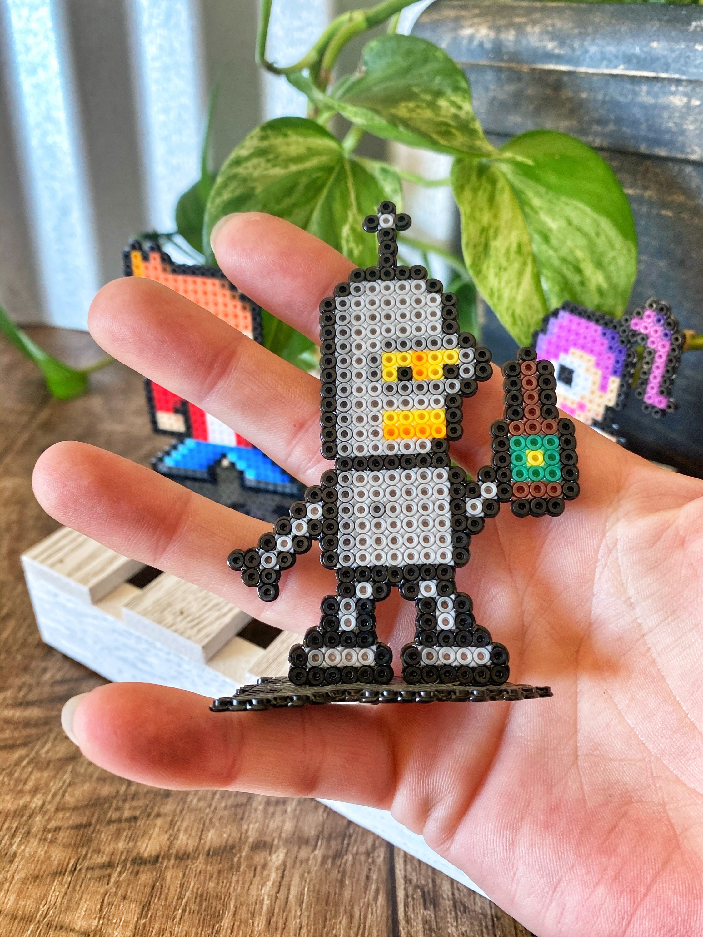 Futurama Character Art | Bender Perler Sprite | Leela Figurine | Fry ...