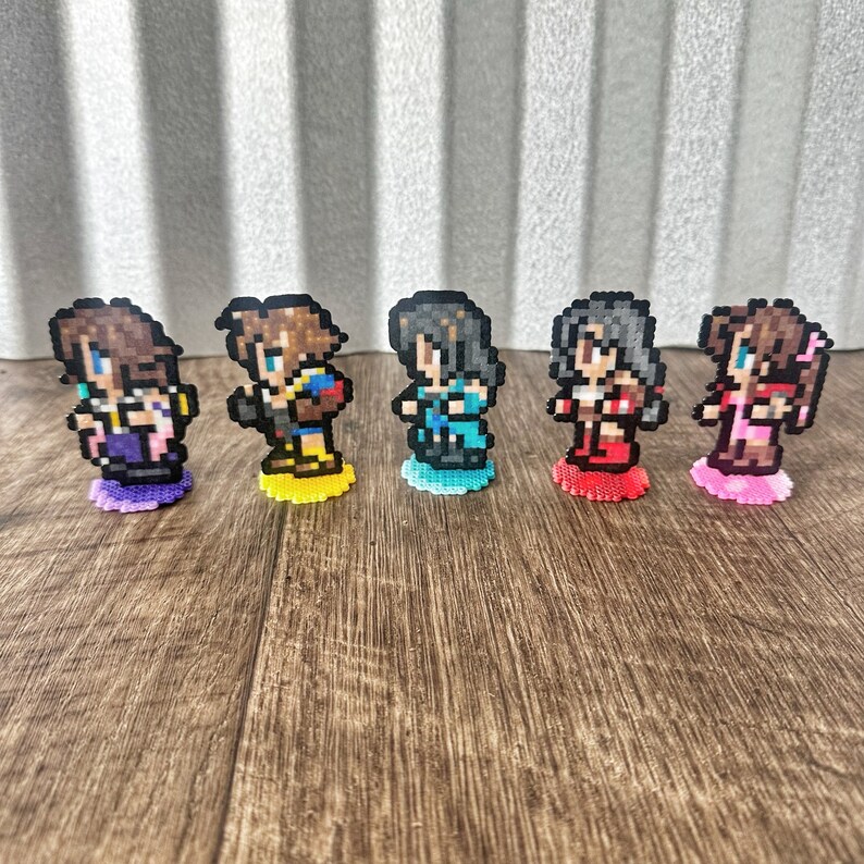 Final Fantasy Character Art | Tifa Aerith Riona Tidus Yuna Charcter ...