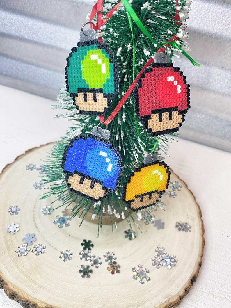 Super Mario Santa Christmas Decorations | Nerdy Tree Ornaments | Video ...
