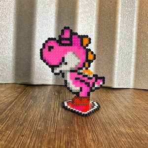 Kissing Yoshi Couple | Video Game Decor | Valentines 8 Bit Art | Mario ...