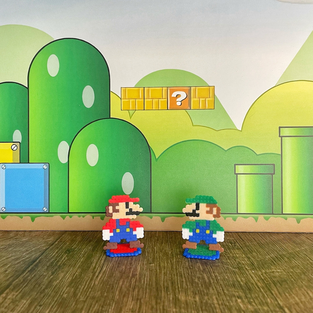 Super Mario Bros Figurines With Affixed Stand | Video Game Arcade Decor ...