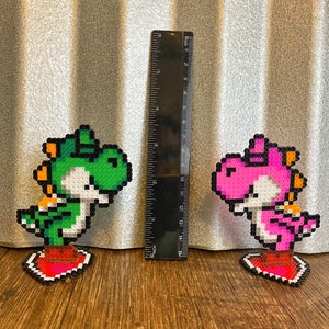 Kissing Yoshi Couple Video Game Decor Valentines 8 Bit Art Mario Party ...