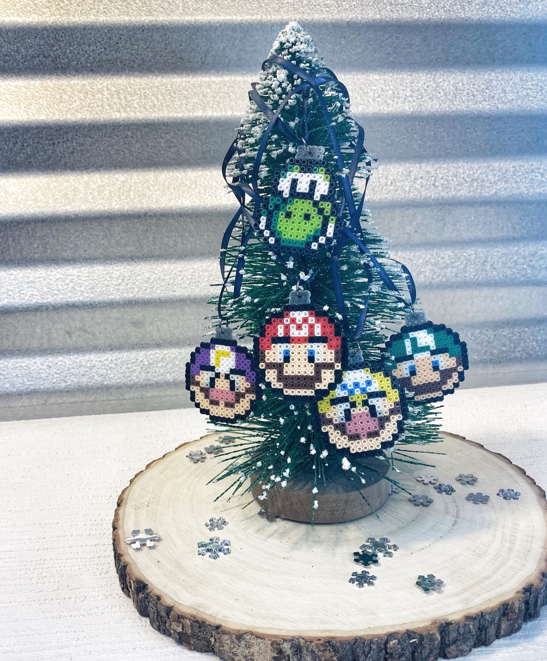 Super Mario Bros Game Christmas Tree Baubles | Video Games and Toys for ...