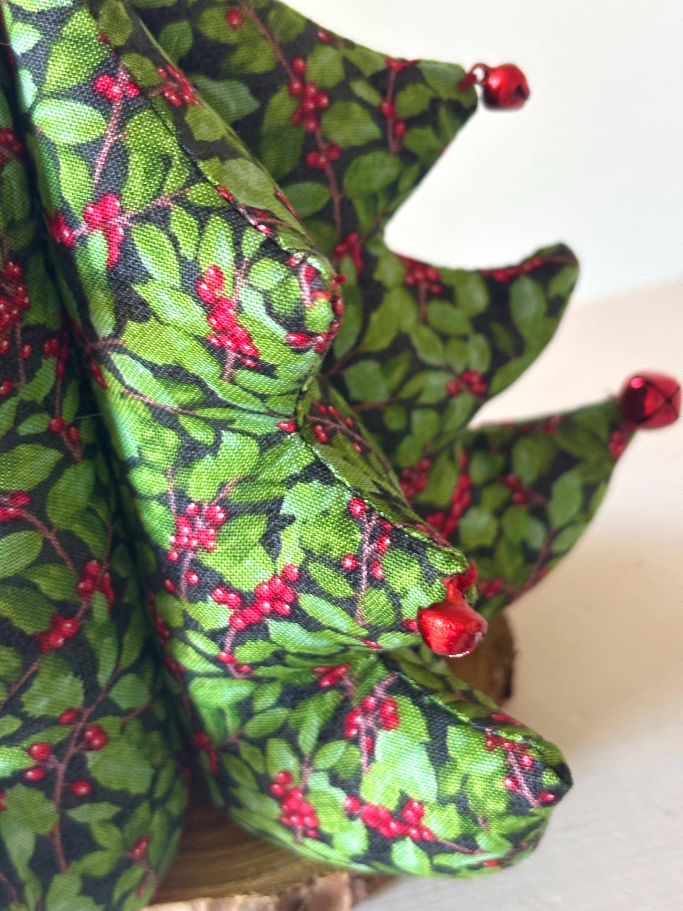 Hand Sewn Stuffed Christmas Tree: 7" Holiday Tabletop Decor - Etsy