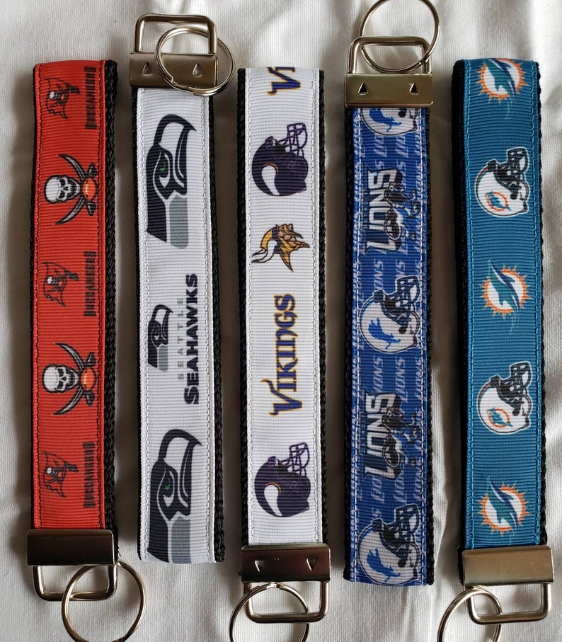 NFL Key Fobs Get Your Favorite Team | Etsy