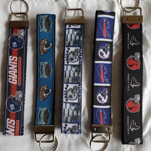 NFL Key Fobs Get Your Favorite Team - Etsy
