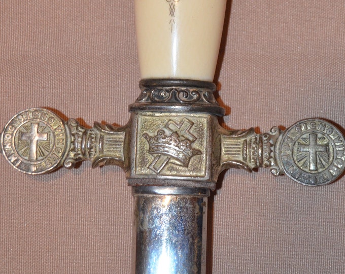 Antique Knights Templar Fraternal Sword by Cincinnati Regalia Company ...