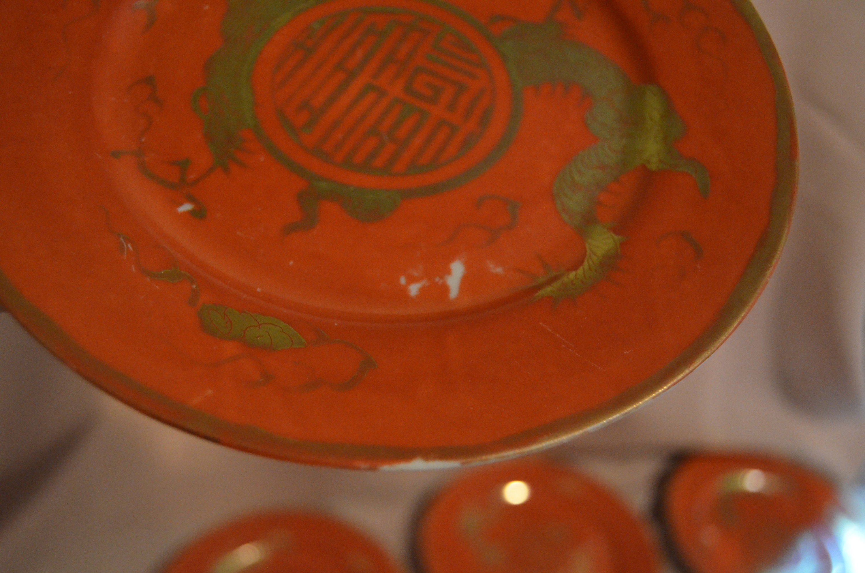 Vintage Red Enamel Porcelain Set of 6 Plates and 1 Saucer, Gold Painted ...