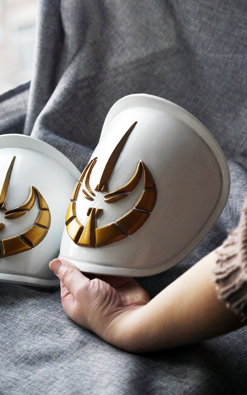 Temple Guard Shoulder. Jedi Temple Mask Armor. Jedi Armor Weathered ...