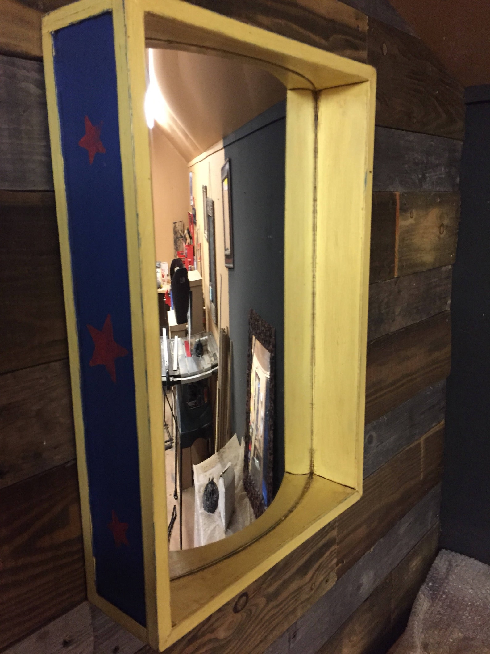 Curved Hallway Circus mirror | Etsy