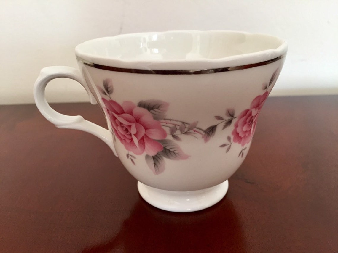 Vintage Mayfair Fine Bone China Tea Cup With Pink Roses and - Etsy Vintage Mayfair Fine Bone China Tea Cup With Pink Roses and - Etsy