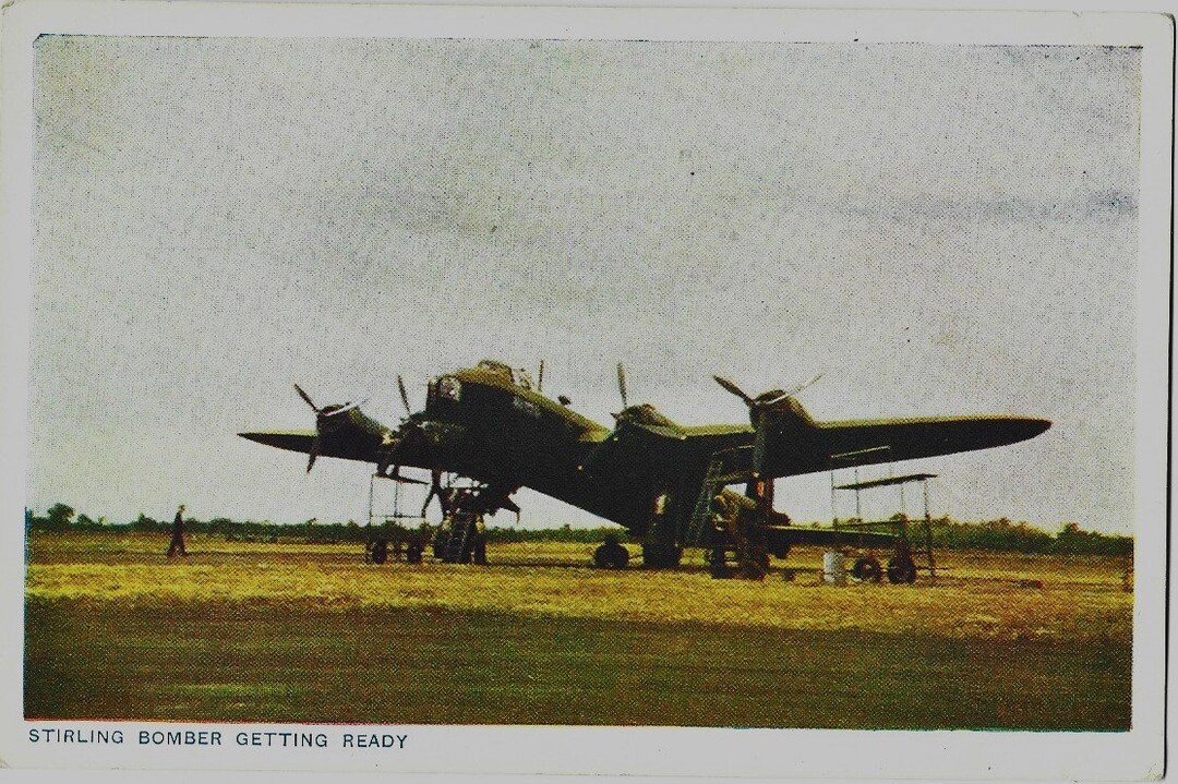 STIRLING BOMBER Getting Ready WW2 Aircraft Vintage WW2 - Etsy