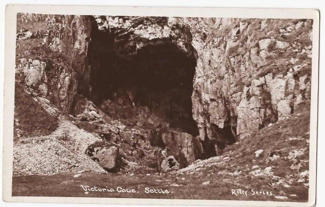 VICTORIA CAVE, SETTLE, Yorkshire, Antique Real Photo Postcard, Riley ...