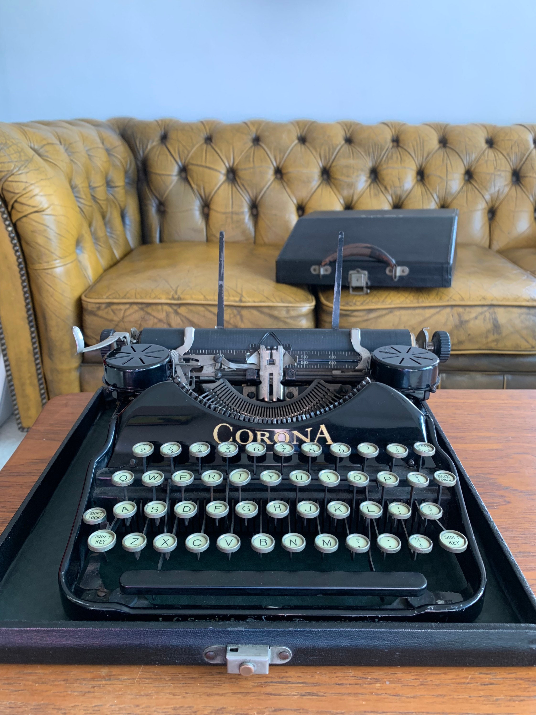 Beautiful Working Corona Four Typewriter With Original Case Antique ...