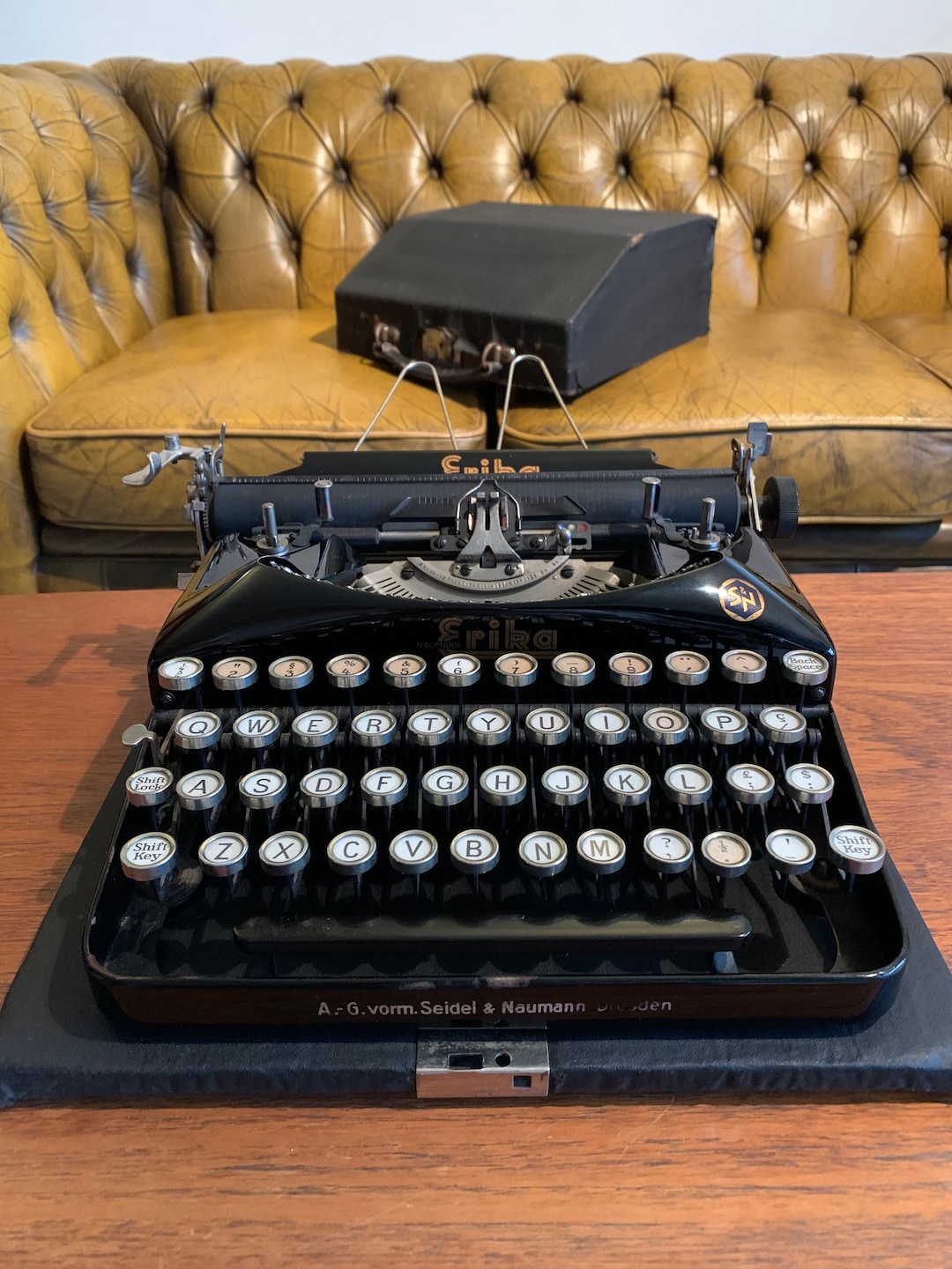 Vintage Erika 5 Typewriter With Original Case - Antique Decor - Etsy