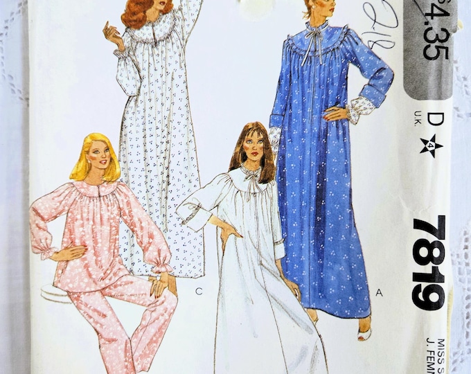 80s Granny Chic Sleepwear, Pullover Robe With Front Zipper, Full Length ...