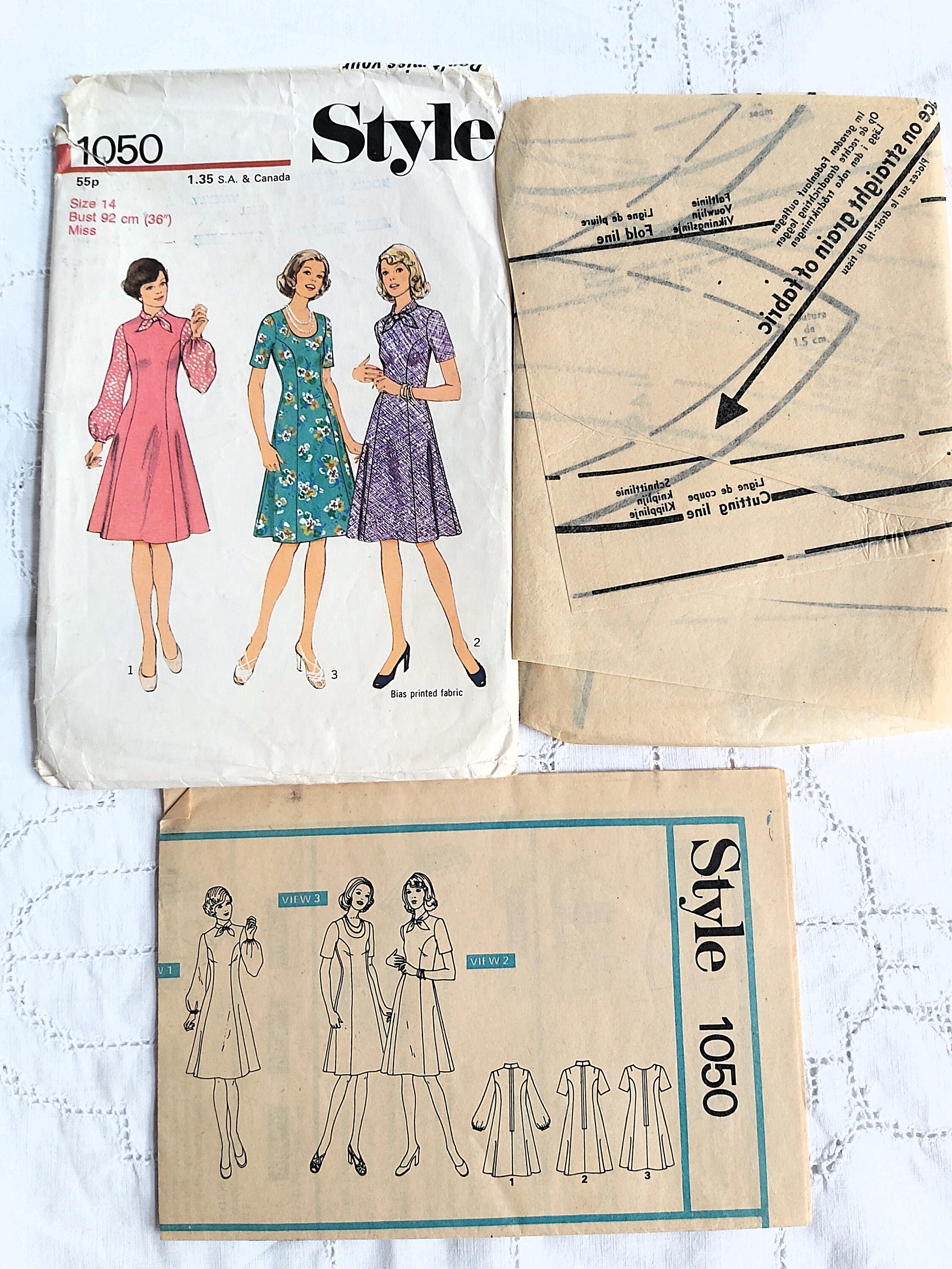 Classic 70s A-line Dress Princess Seams Neckline & Sleeve - Etsy