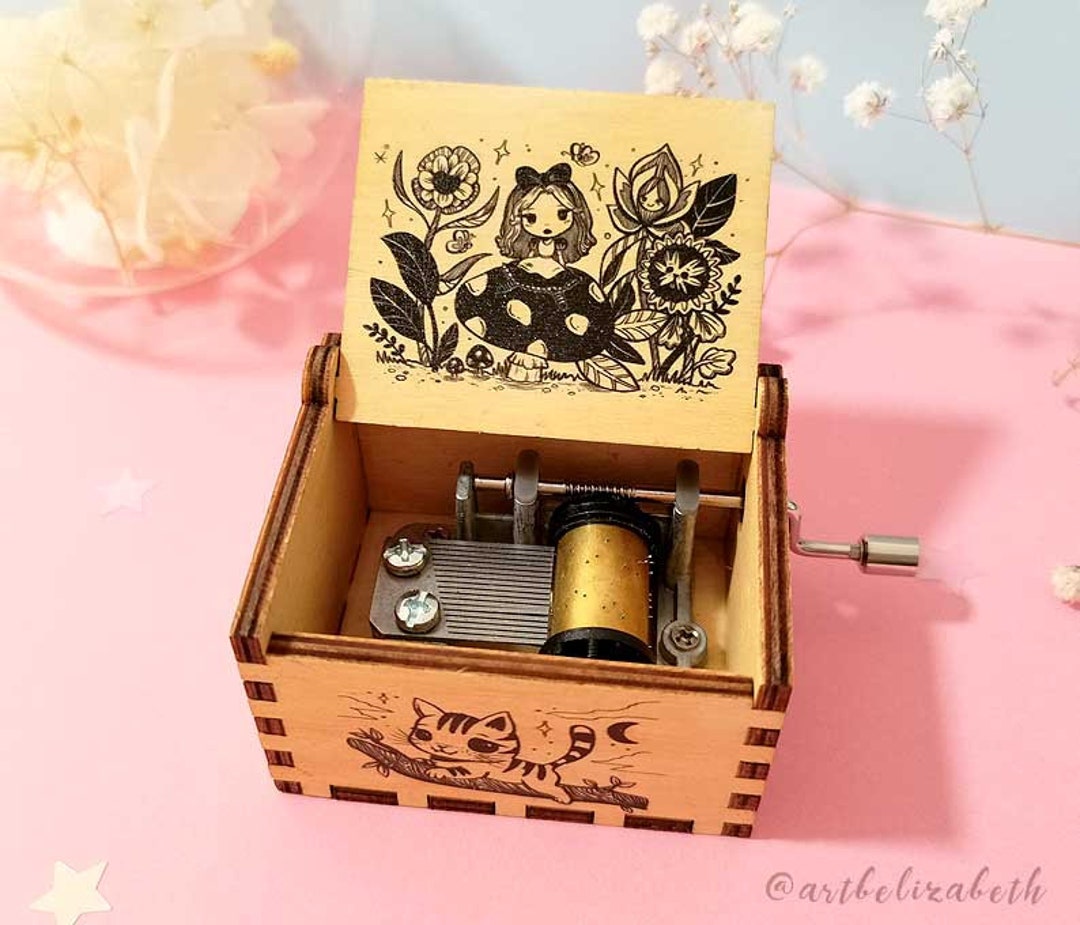 Alice in Wonderland Music Box Hand-cranked Music Box Fantasy Mini ...