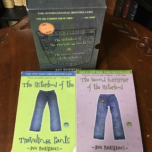 Sisterhood of the Traveling Pants (2 Volume Softcover Box Set) - Etsy