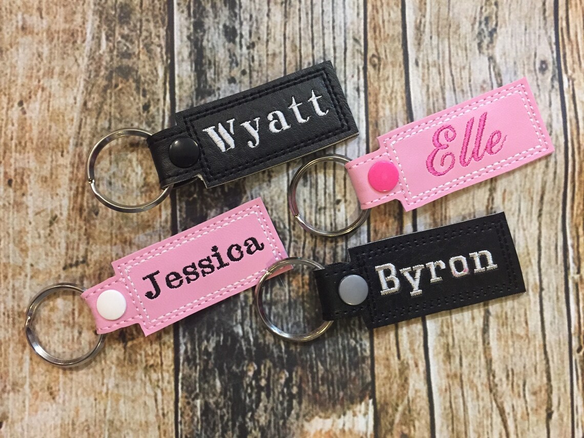 Personalized Name Key Chain - Vinyl Keychain Snap Key Fob - Choose Your ...