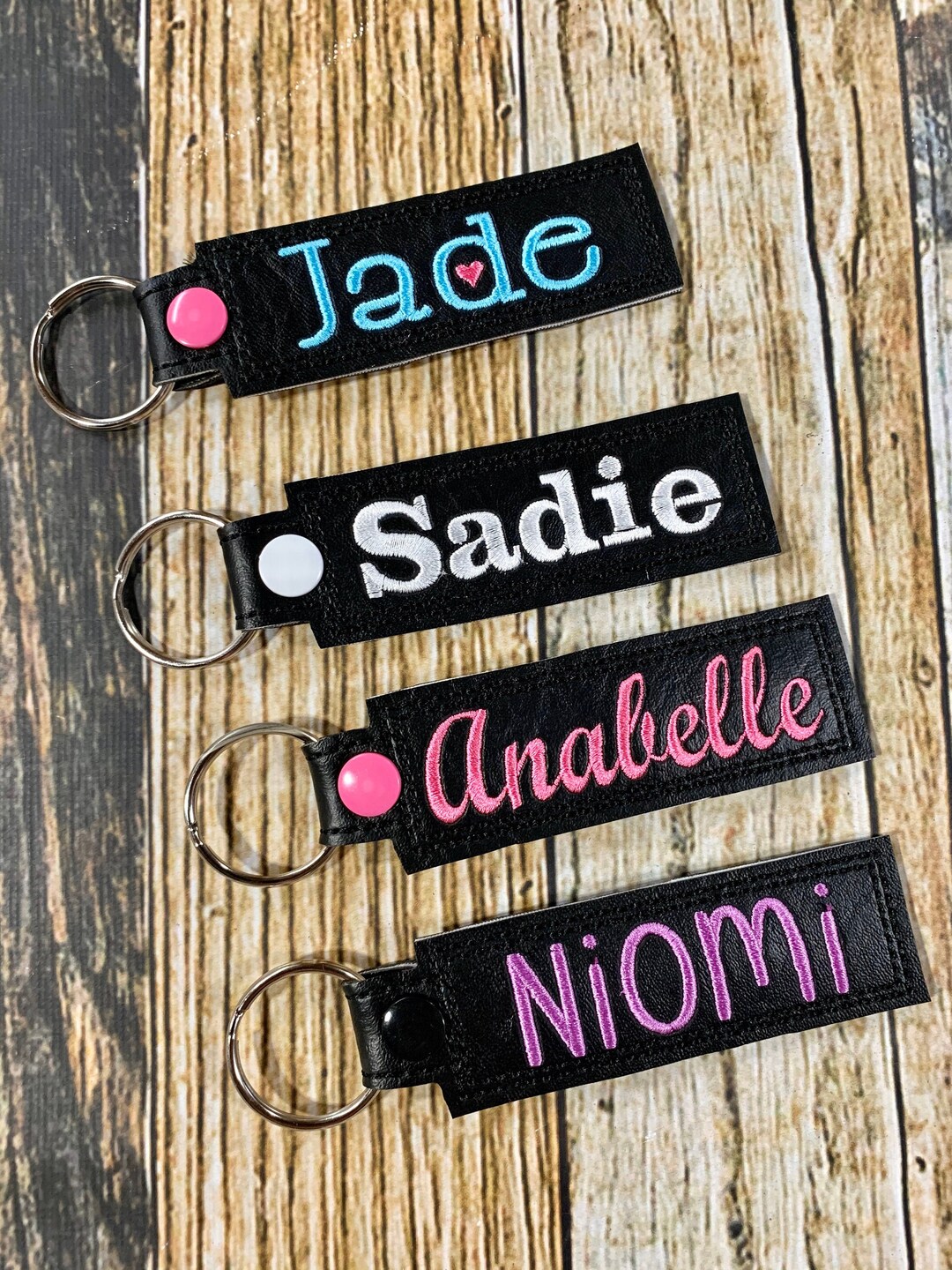 Personalized Name Key Chain - Vinyl Keychain Snap Key Fob - Choose Your ...